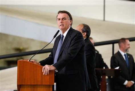 Stf Envia à Pgr Pedido De Investigação Contra Bolsonaro Por Ameaças à