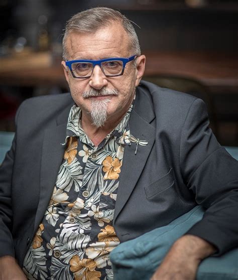Gyönyörű vallomás évvel fiatalabb nőt szeret Wahorn András Femcafe