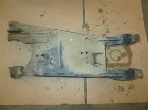 1995 Polaris Xplorer Explorer 4x4 400 Rear Swingarm Swing Arm Bar