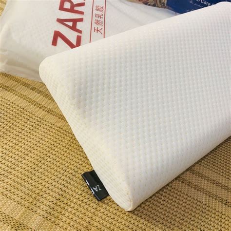 現貨免運 乳膠枕 慢回彈 記憶枕 羽絨枕 人體工學 健康枕 釋壓 記憶海綿枕頭 蝦皮購物