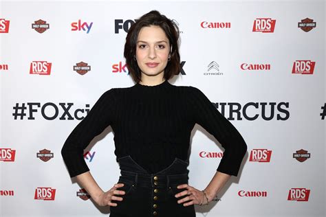 Beatrice Arnera E Andrea Pisani Genitori è Nata La Prima Figlia