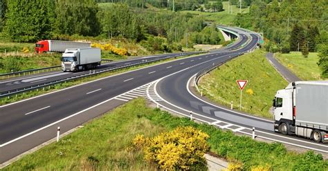 How To Optimize Fleet Routing And Improve Etas Tomtom Blog