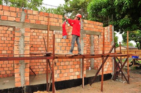 Prefeitura de Boa Vista promove obras na praça Mané Garincha pmbv