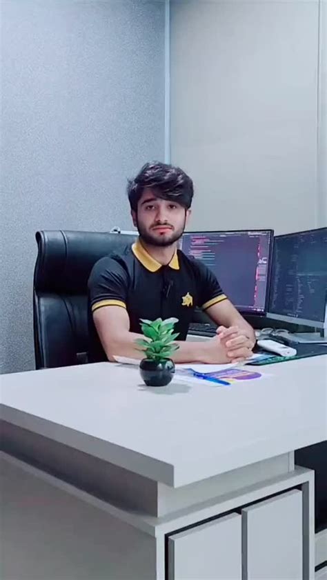 Android App Developer Zubairshafidev • Instagram Photos And Videos