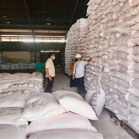Pupuk Urea Bersubsidi Habis Dinas Pertanian Minta Kementan Segera Beri Kuota Pupuk Tambahan
