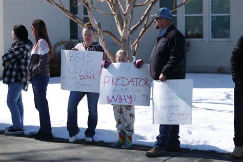 ‘lock Them Up Protesters Gather At Courthouse Over Harsher