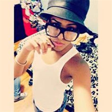 Stream Tu Lindo Music Listen To Songs Albums Playlists For Free On