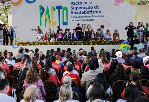 Mec Lança Pacto Nacional Pela Superação Do Analfabetismo Agência Brasil