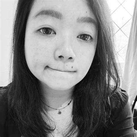 Devina Xiaolin 89 • Threads Say More