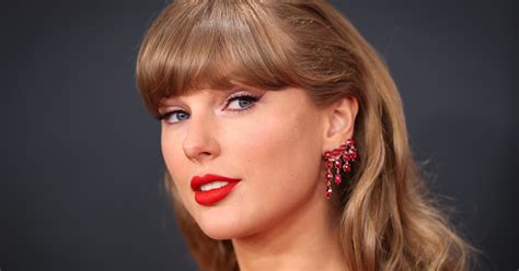 taylor swift files restraining order against alleged stalker says he