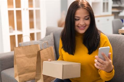 Imágenes de Comprar Entrega Descarga gratuita en Freepik