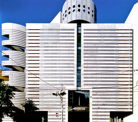 ワタリウム美術館 東京都の美術館 美術館・展覧会情報サイト アートアジェンダ