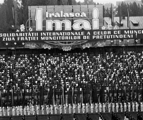 1 Mai de la tradiții ancestrale la Ziua Muncii