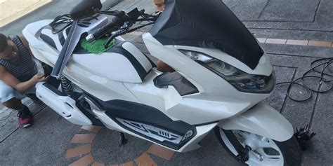 Pcx 160 Cbs Modified Low Odo Almost New Motorbikes Motorbikes For
