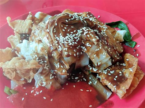 Uncle Chee Cheong Fun Yau Yee Oong Choy Ccf