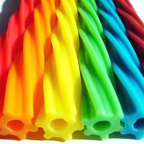 Twizzlerskinda Taste Like Play Doh But Still Good Caramelos De Arco