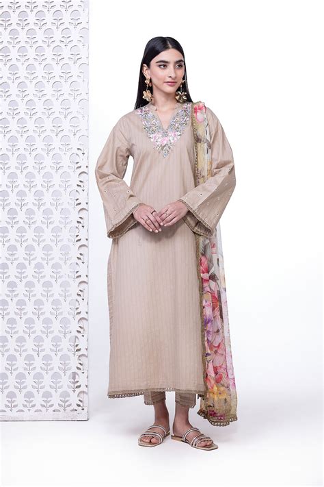 Buy Kurta 00 Na Eet245236b Vgbrown Khaadi United Kingdom