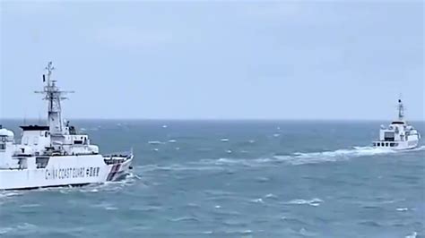 菲船赖在仙宾礁不走，解放军举行两栖演习，071型登陆舰准备就绪凤凰网视频凤凰网