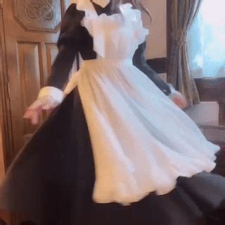 Traditional Maids —