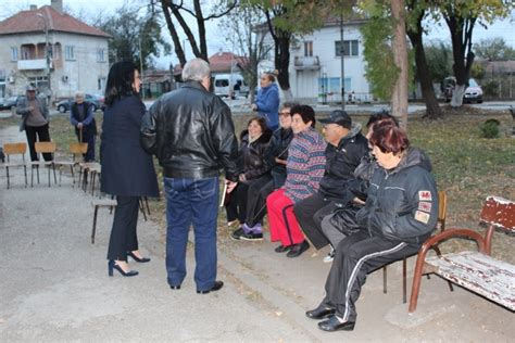 Кметът на Козлодуй се срещна с граждани в изнесена приемна