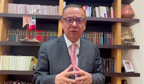Germán Martínez se baja de la carrera presidencial critica método de