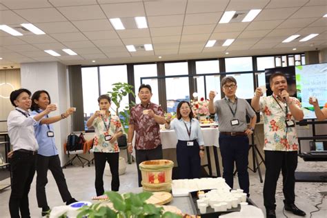 Chủ Tịch Fjp Tham Gia Tiệc Chào đón Văn Phòng Mới Của Fpt Nearshore