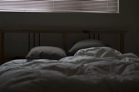 妻が隣で寝ているのに夫が知人女性に性的暴行を加え逮捕 妻と間違えた言い訳に怒りの声 リアルライブ