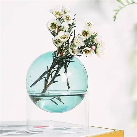 Round Small Vase Cabin