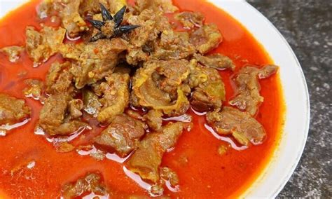 7 Gulai Khas Minang Yang Kaya Rempah Dan Menggugah Selera Package Padang