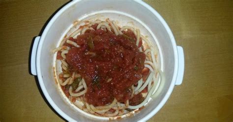 Spaghetti Mit Tomatensauce Rezept Ichkochede