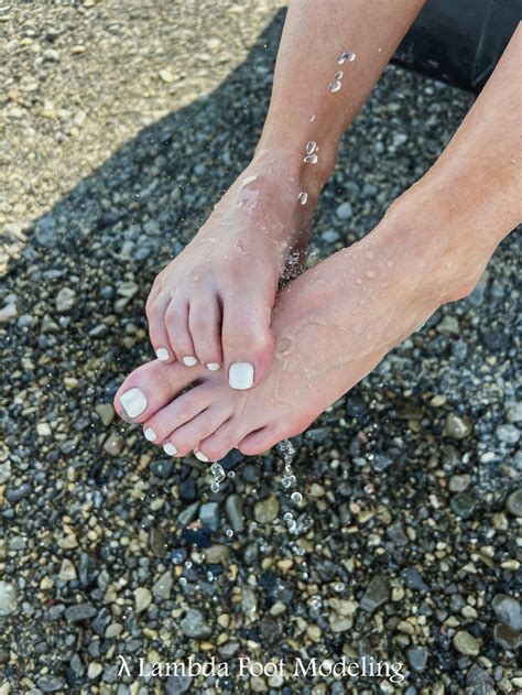 Elli K Set 1 λ Lambda Foot Modeling