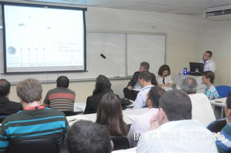 Pdf A Complete Cmos Uwb Timed Array Transmitter With A 3d Vivaldi Antenna Array For Electronic