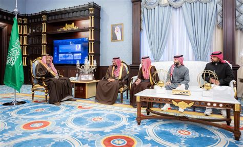 الأمير حسام بن سعود يطلع على جهود منصة “جود الإسكان” في منطقة الباحة