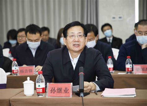 建设国家区域医疗中心 打造齐鲁医学新高地——委省共建国家区域医疗中心工作汇报会在山东大学齐鲁医院召开凤凰网山东凤凰网