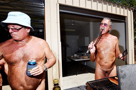 Elise Derwin Why I Got Naked For My Photography