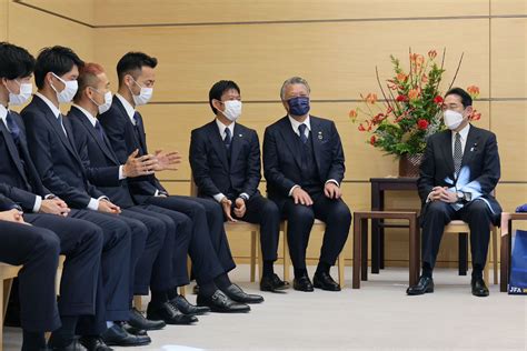 び遊人 On Twitter さすが、首相ともなると「職権乱用」の使い方が上手いな