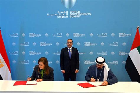 رئيس الوزراء يلتقي رئيس البنك الدولي بـالقمة العالمية للحكومات في دبي