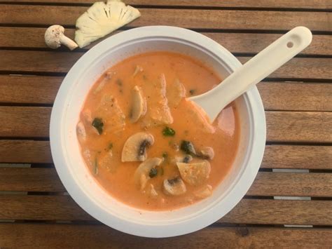 Naanveggy Asian Pineapple Soup