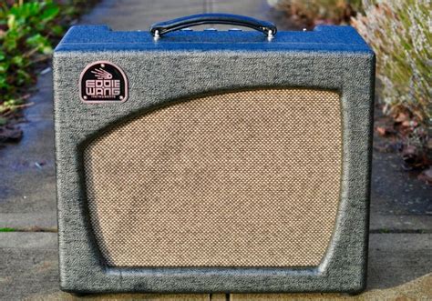 Amplifiers And Stuff