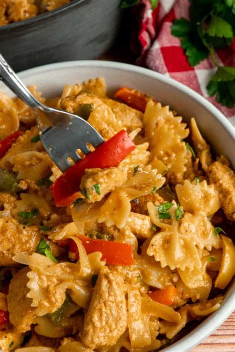 Creamy Chicken Fajita Pasta The Cooking Duo