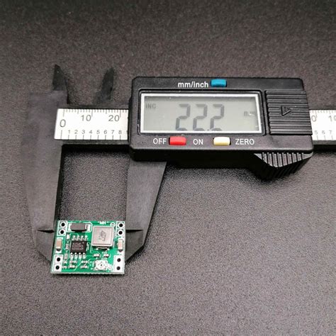 Mini Step Down Convertitore Regolabile Dc Dc Xm1584 3a 45v 28v Uscita 08 28v