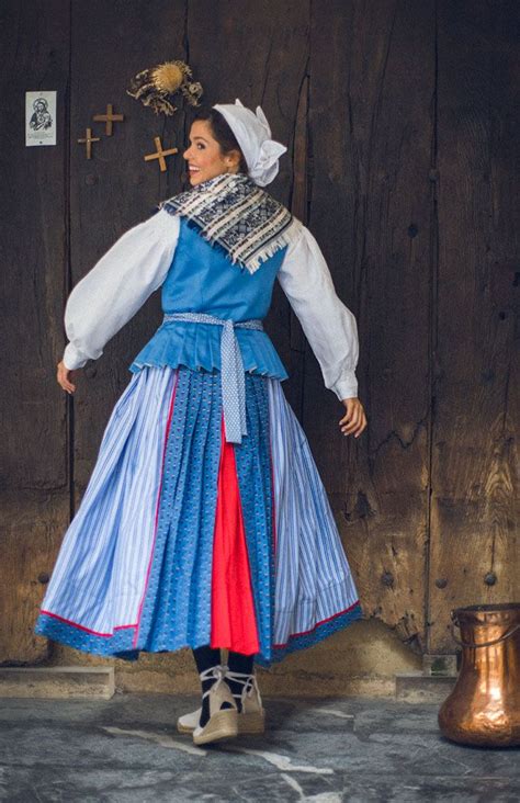 Ropa Vasca Mujer Meltxora Trajes Populares Ropa Ropa Tradicional