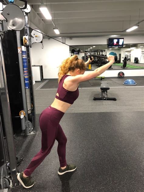 Top 5 Tricep Exercises For Women