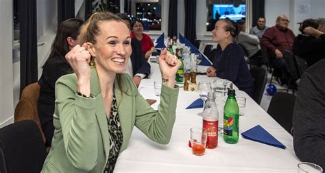 Anna Wangenheim Inatsisartunit Sulinnfeqarpoq