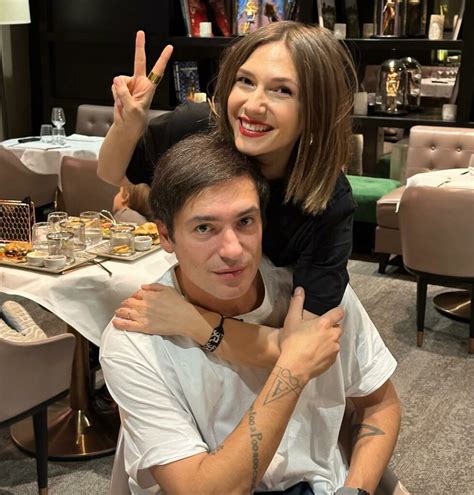 Adela Popescu este în culmea fericirii A împărtăşit vestea cea mare cu