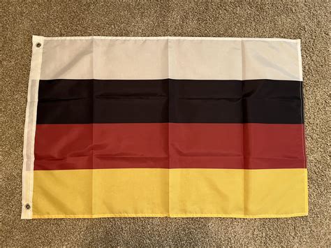 Flag Of The Miccosukee Tribe Of Florida The Bands Of Color In The Miccosukee Flag Symbolize