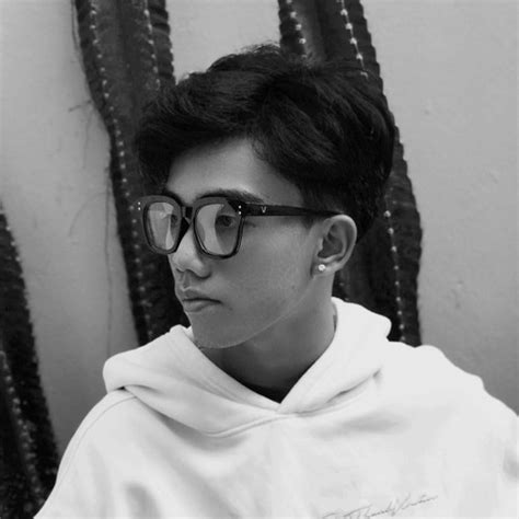 Stream Phong Listen To Music Playlist Online For Free On Soundcloud