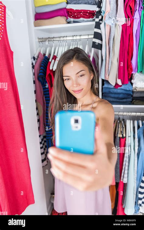 Teen Dressing Room Selfie