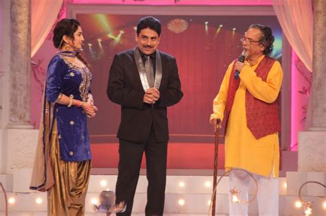On The Sets Of Wah Wah Kya Baat Hai On 19092012