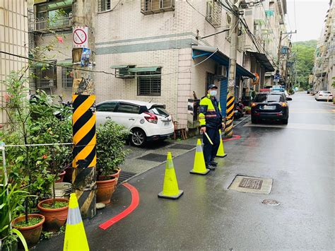 基隆警馨雲 社區電線垂落危安 警管制通報排除